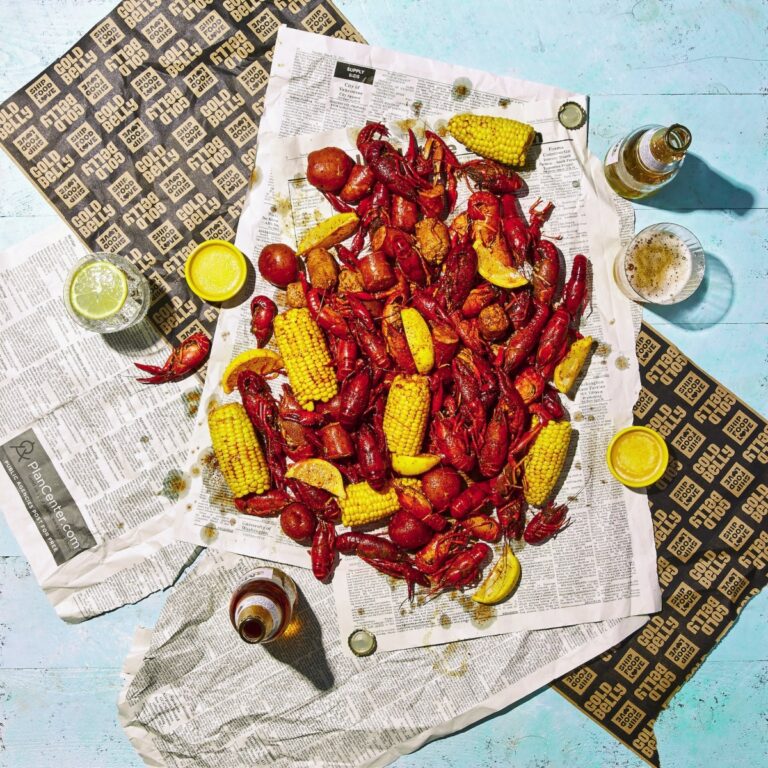 What Are Crawfish, And How Do You Eat Them?